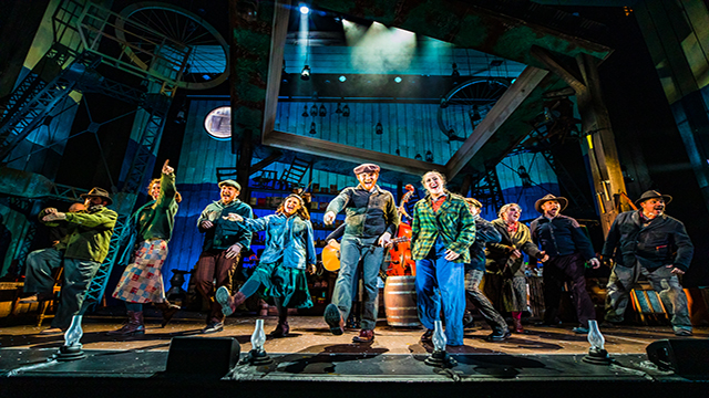 Best Christmas shows and pantomimes in London - Pantomime - visitlondon.com